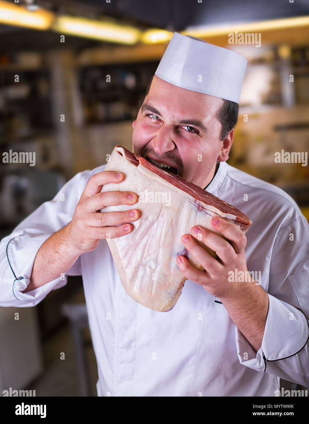 Portrait angry male chef cook hi-res stock photography and images - Alamy