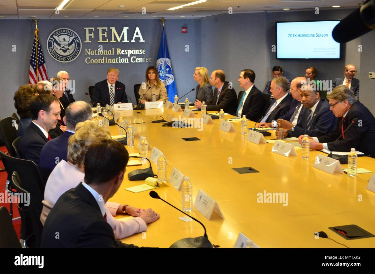 Fema briefing hi-res stock photography and images - Alamy