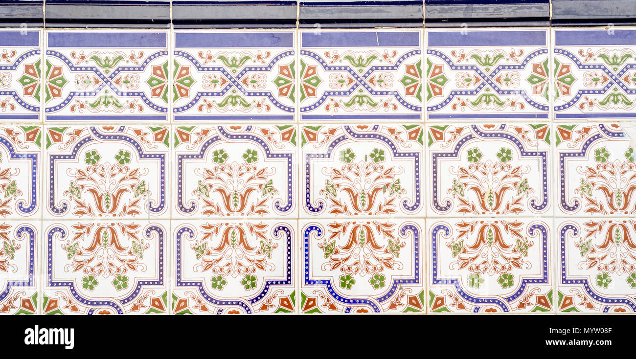 Traditional ornamental Spanish decorative tiles, original ceramic tiles ...