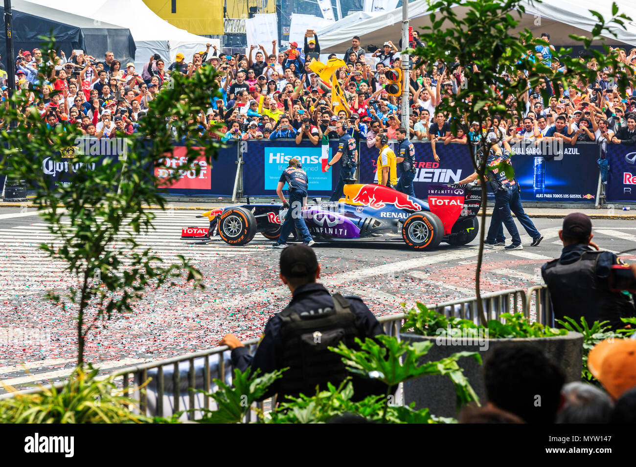 Mexico City, Mexico - June 27, 2015: Staff of the Infiniti Red Bull ...