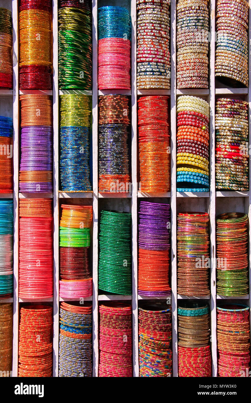 Display of colorful bangels at the street market in Jaipur, Rajasthan ...