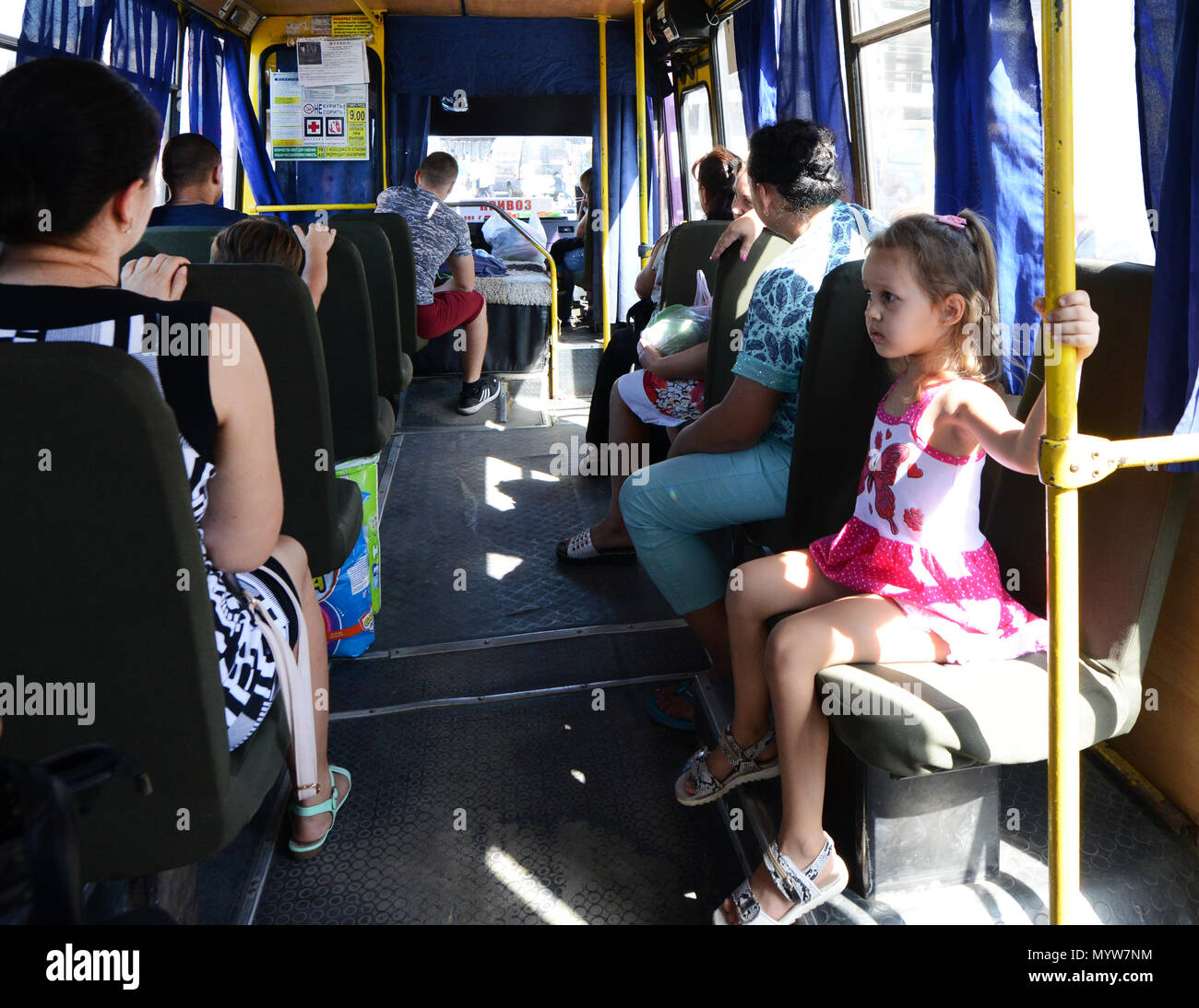 A local bus hi-res stock photography and images - Alamy