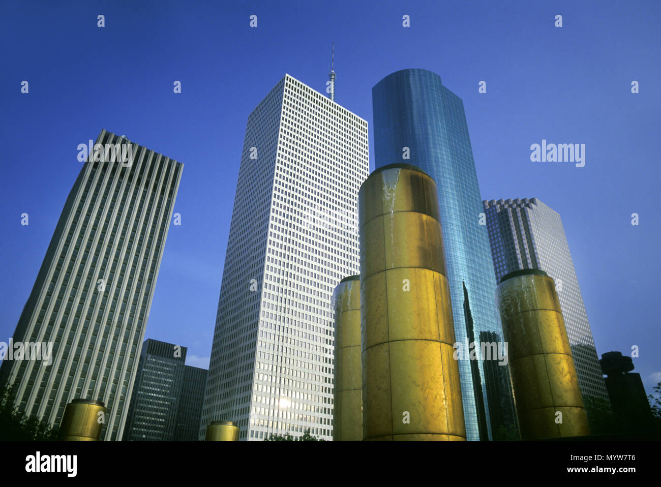 1992 HISTORICAL TALL OFFICE BUILDINGS TRANQUILITY PARK SKYLINE FOUNTAIN ...