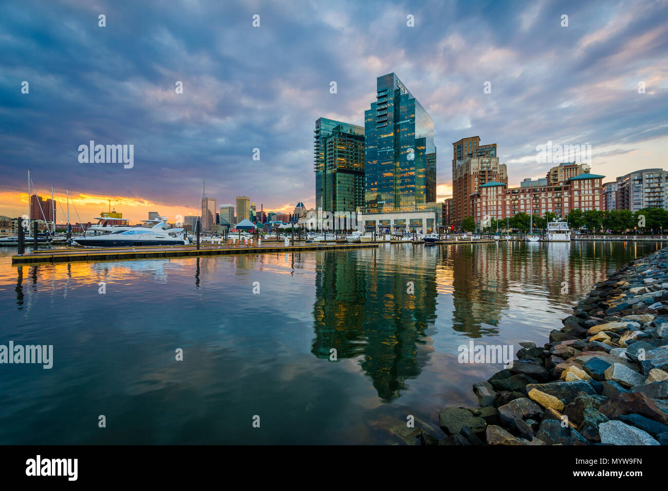Baltimore harbor sunset hi-res stock photography and images - Alamy