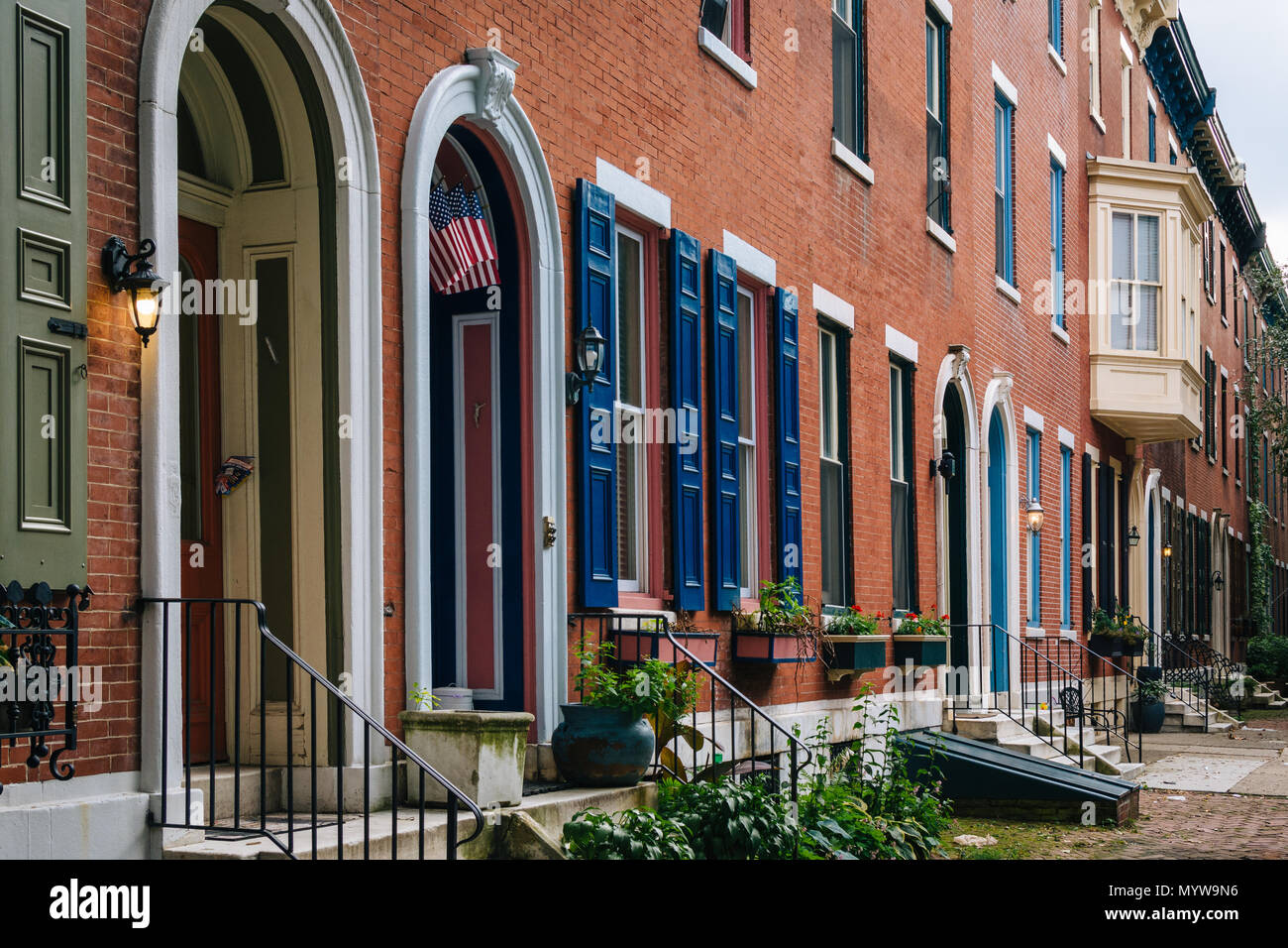 Row houses in Spring Garden, Philadelphia, Pennsylvania Stock Photo - Alamy