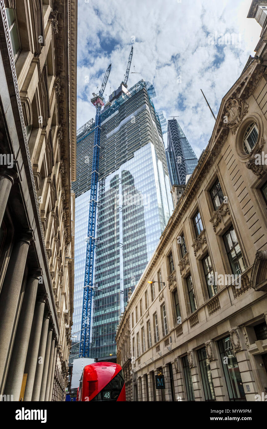 Partially built office building hi-res stock photography and images - Alamy