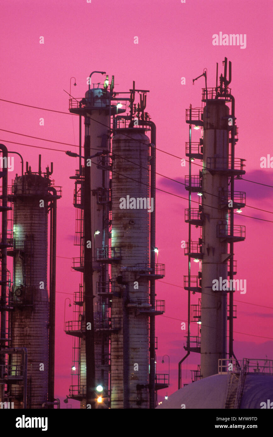 1992 HISTORICAL CRACKING TOWERS AND STORAGE TANKS OIL REFINERY Stock ...