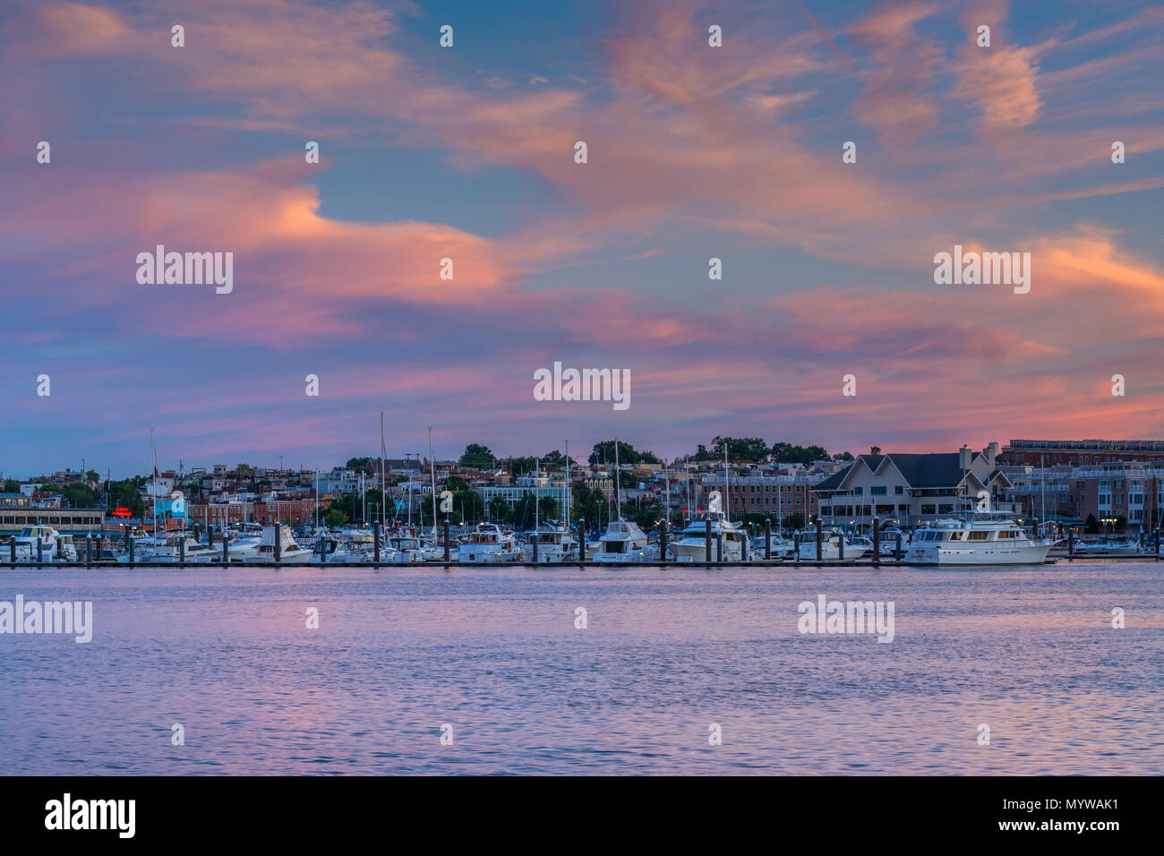 Harbor point hi-res stock photography and images - Alamy