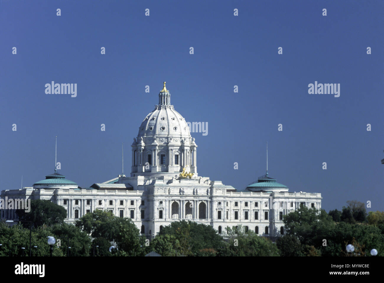 Saint paul minnesota state capitol hi-res stock photography and images ...