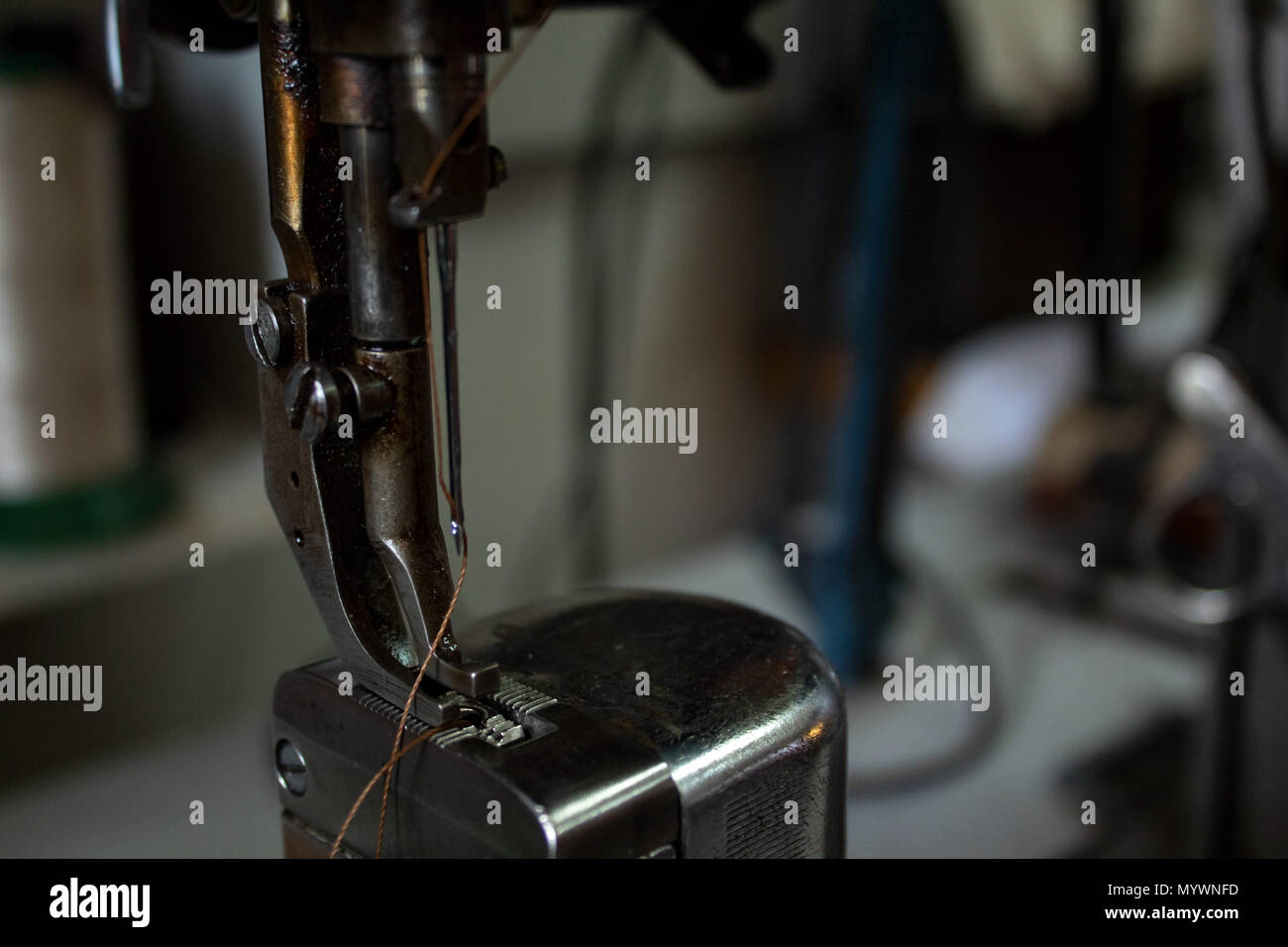 Tailor old vintage sewing machine hi-res stock photography and images ...
