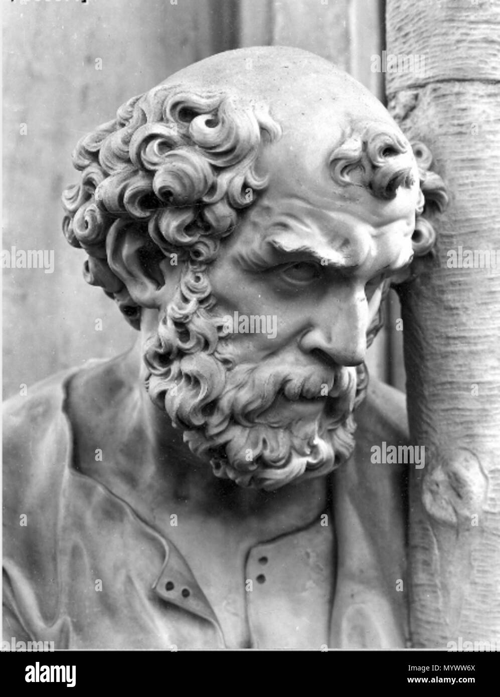 . English: St. Peter (detail) by Artus Quellinus I, St. Andrew's Church ...