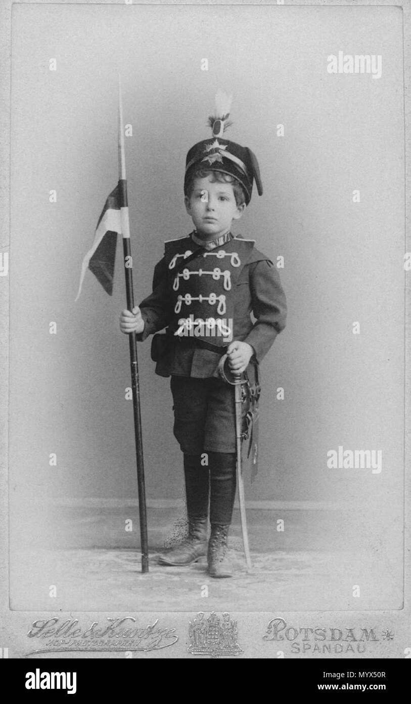 Walter benjamin hi-res stock photography and images - Alamy