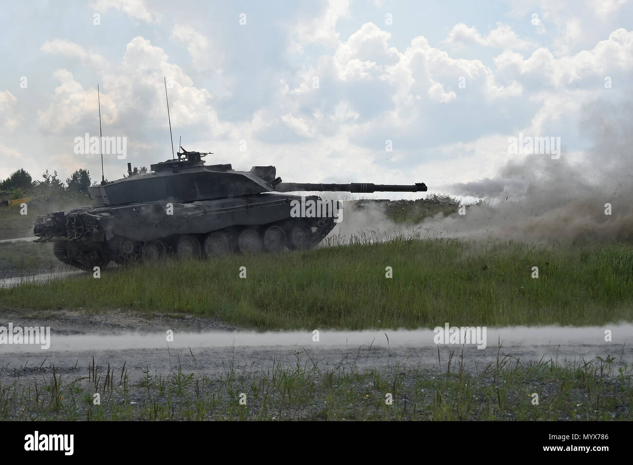 Challenger 3 main battle tank hi-res stock photography and images - Alamy