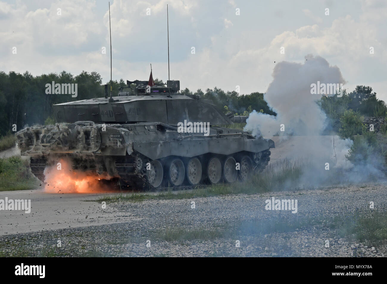 Challenger 3 main battle tank hi-res stock photography and images - Alamy