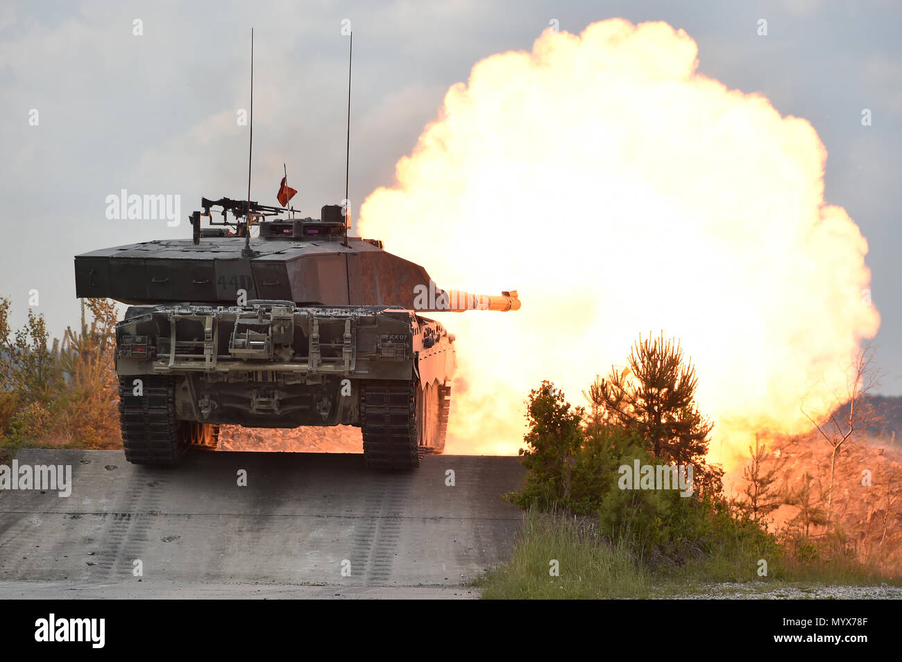Challenger 3 main battle tank hi-res stock photography and images - Alamy