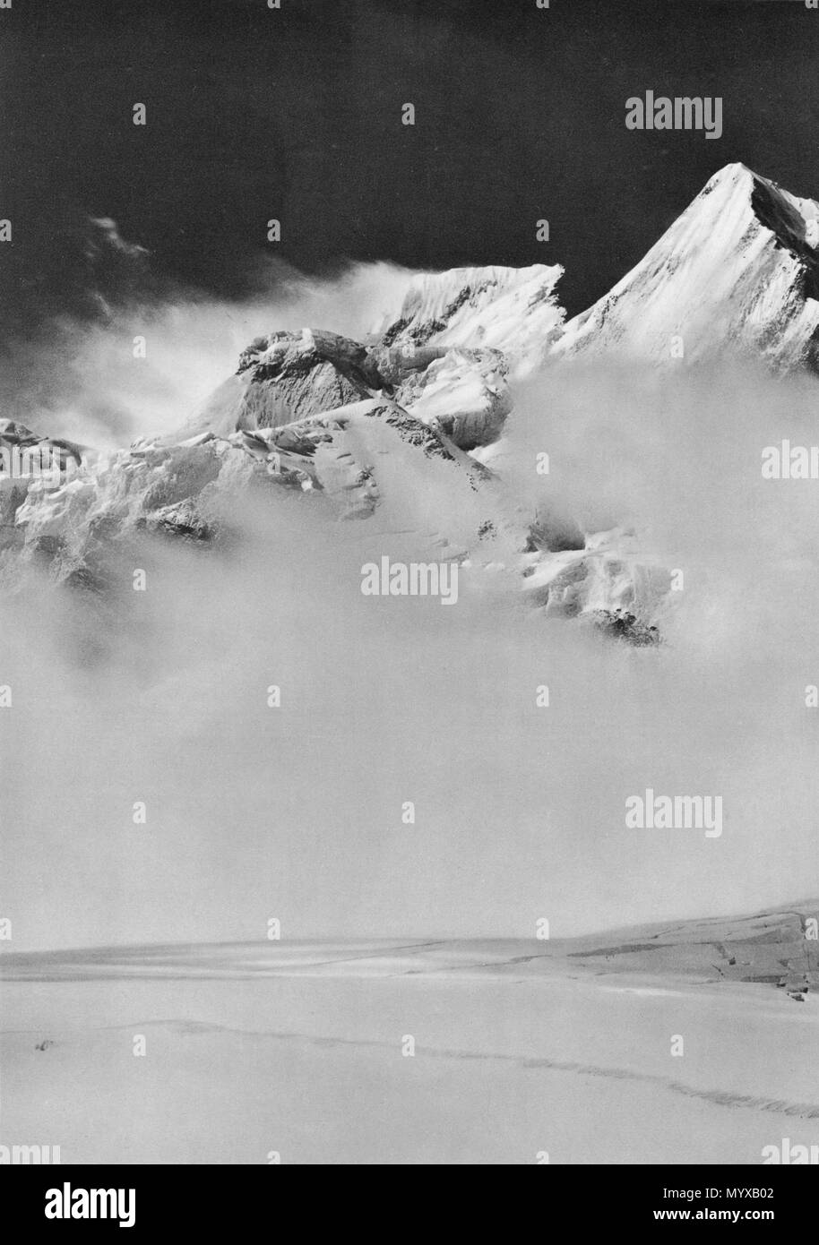 Godwin austen glacier hi-res stock photography and images - Alamy