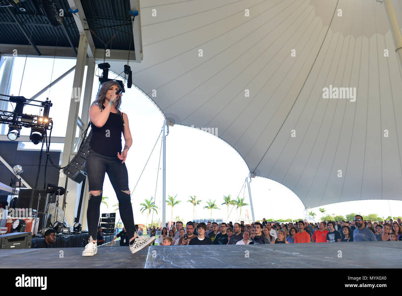 Jen ledger hi-res stock photography and images - Alamy