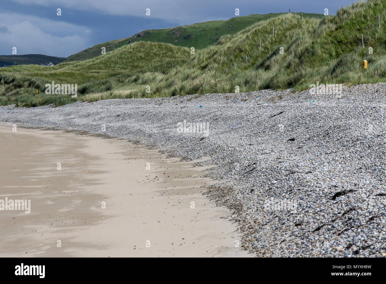 Long sandy beach ireland hi-res stock photography and images - Alamy