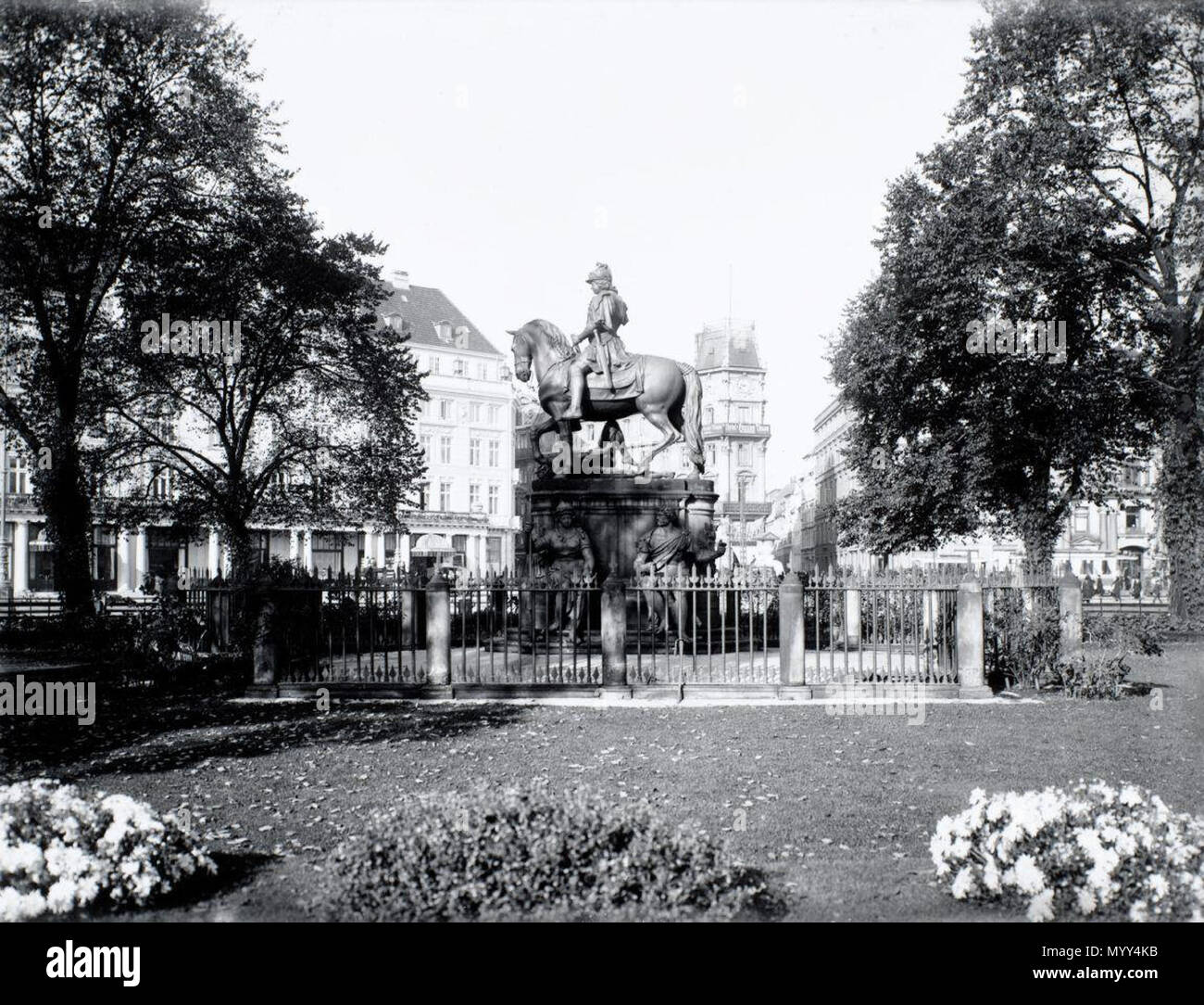 . English: Kongens Nytorv in Copenahgen, Denmark . 10 January 1016 ...