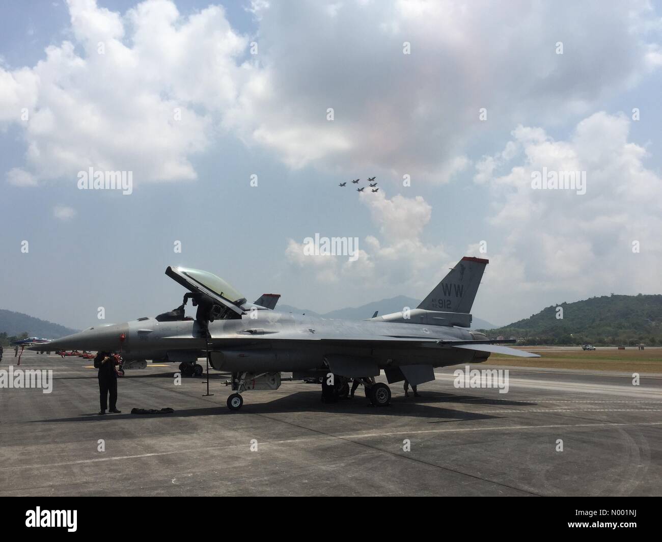 Malaysia. 19th Mar, 2015. An Airforce fighter jet readies for airshow ...