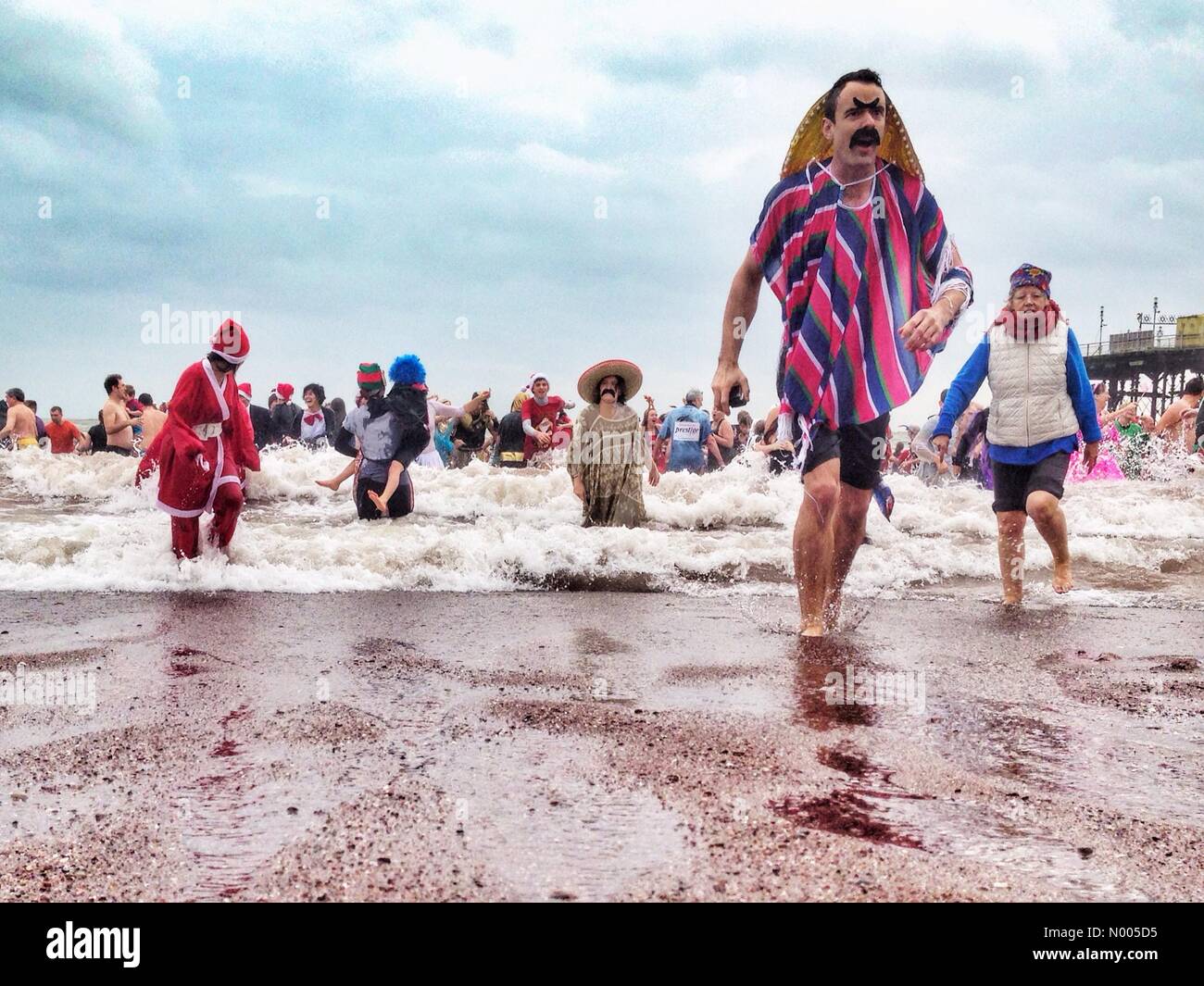 Boxing day dip hi-res stock photography and images - Alamy