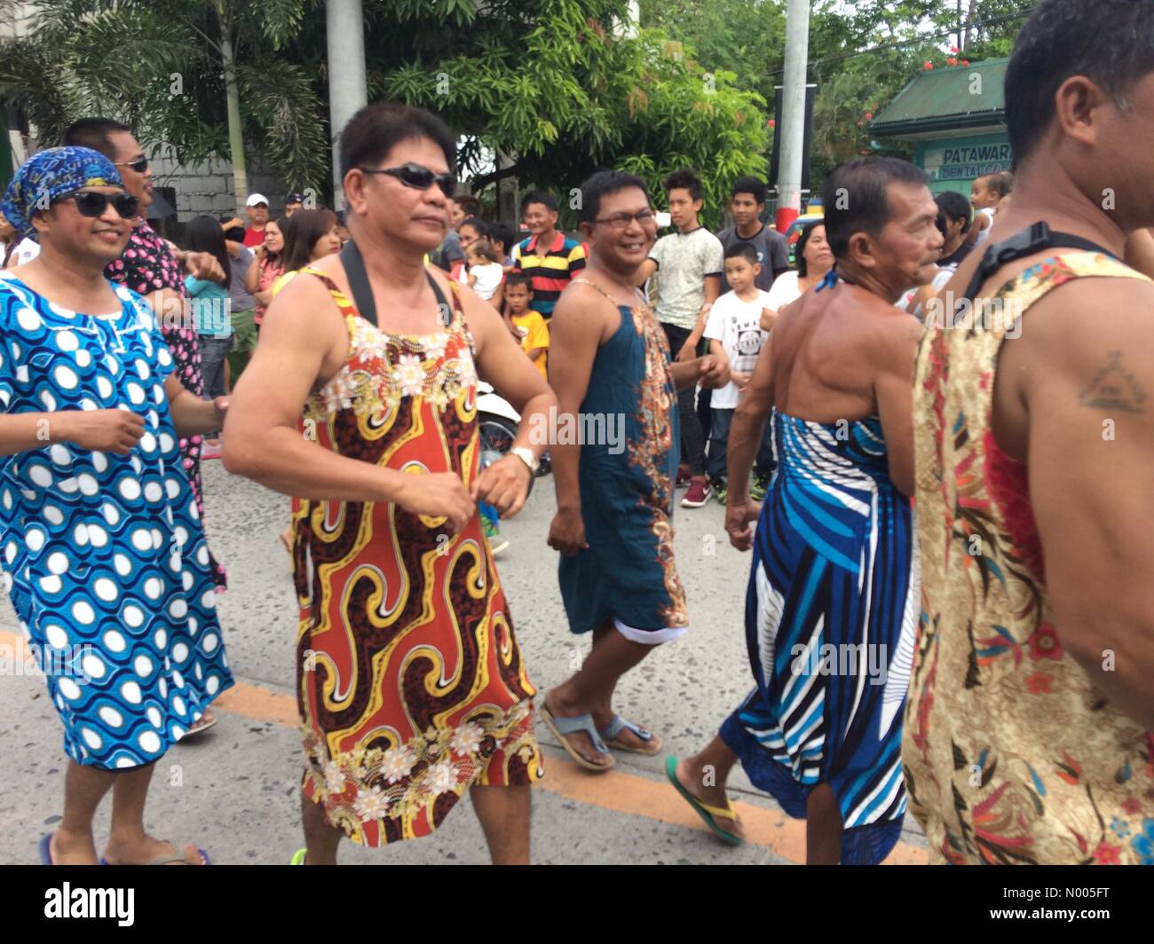 Minalin, Pampanga, Philippines. 01st Jan, 2016. 'Aguman Sandok' which ...