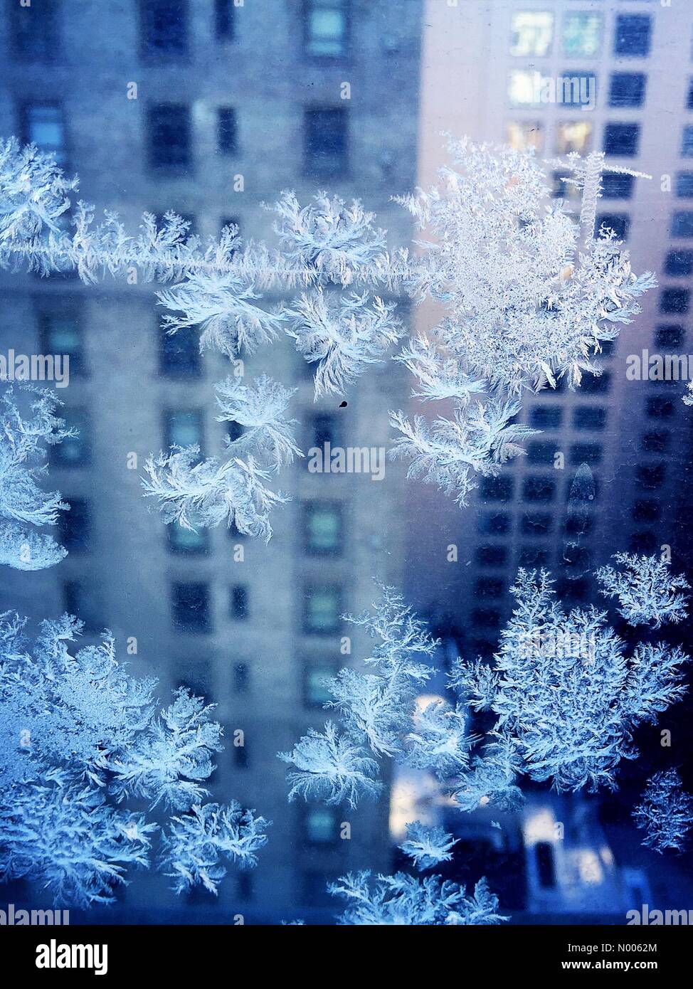 Frigid hi-res stock photography and images - Alamy