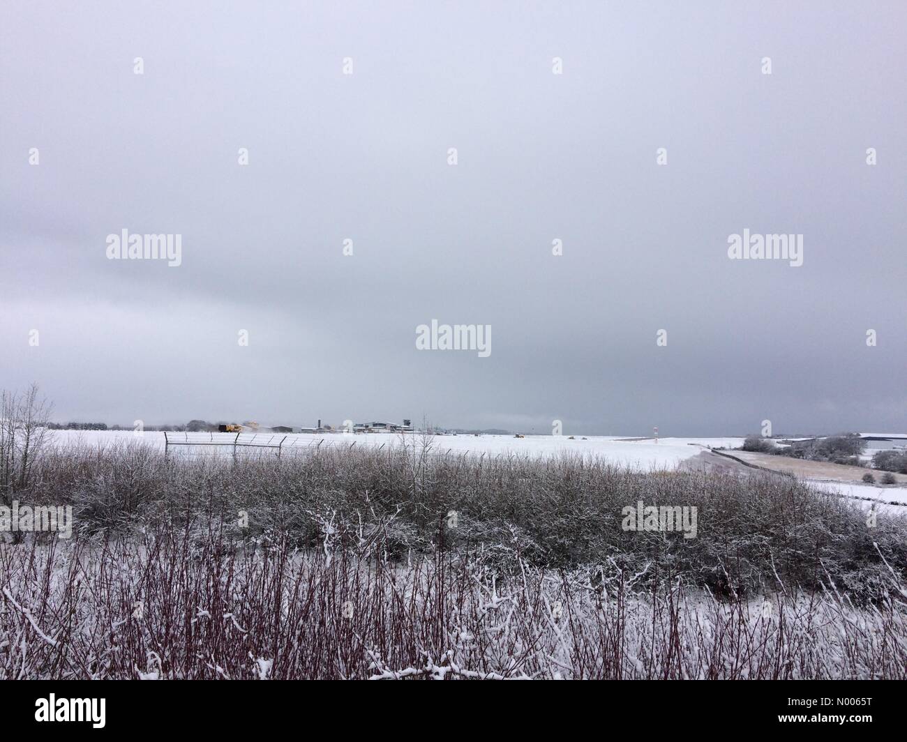 Leeds bradford snow hi-res stock photography and images - Alamy