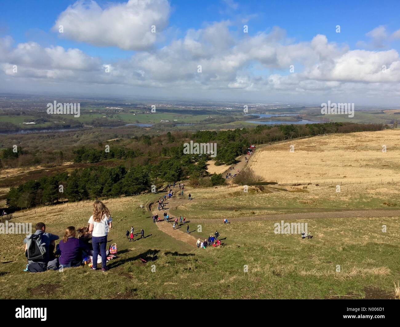 Rivington pike lancashire hi-res stock photography and images - Alamy