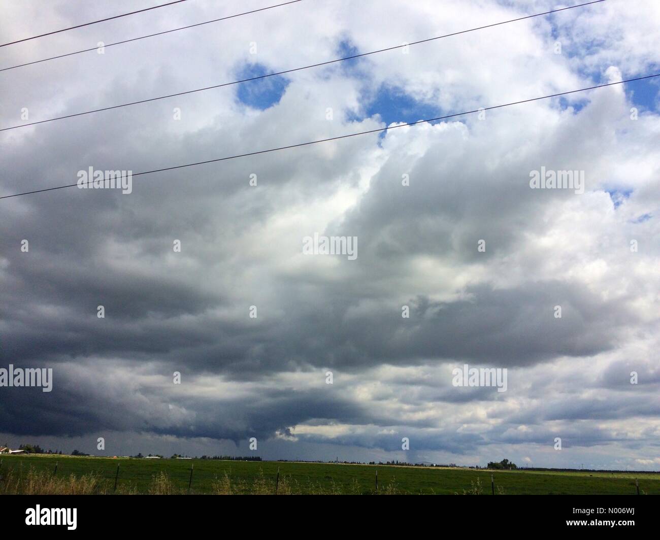 Stanislaus County, California, USA, 27th April, 2016. A funnel cloud ...