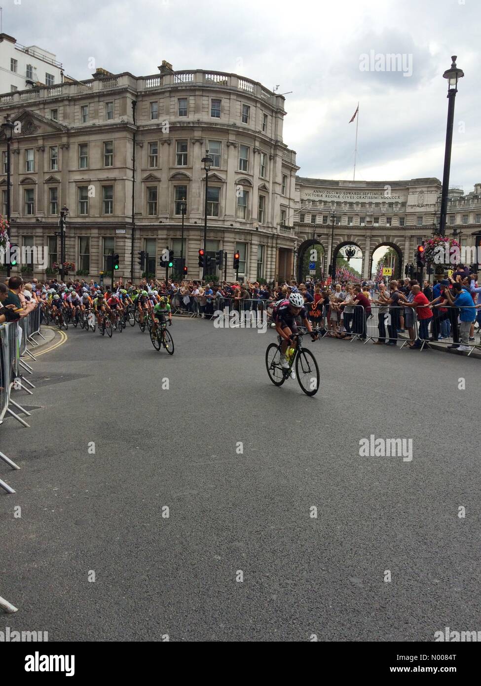 Womens cycle ride hi-res stock photography and images - Alamy