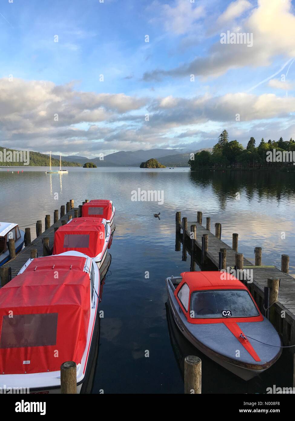 UK Weather: Early morning sun at Bowness-on-Windermere Stock Photo - Alamy