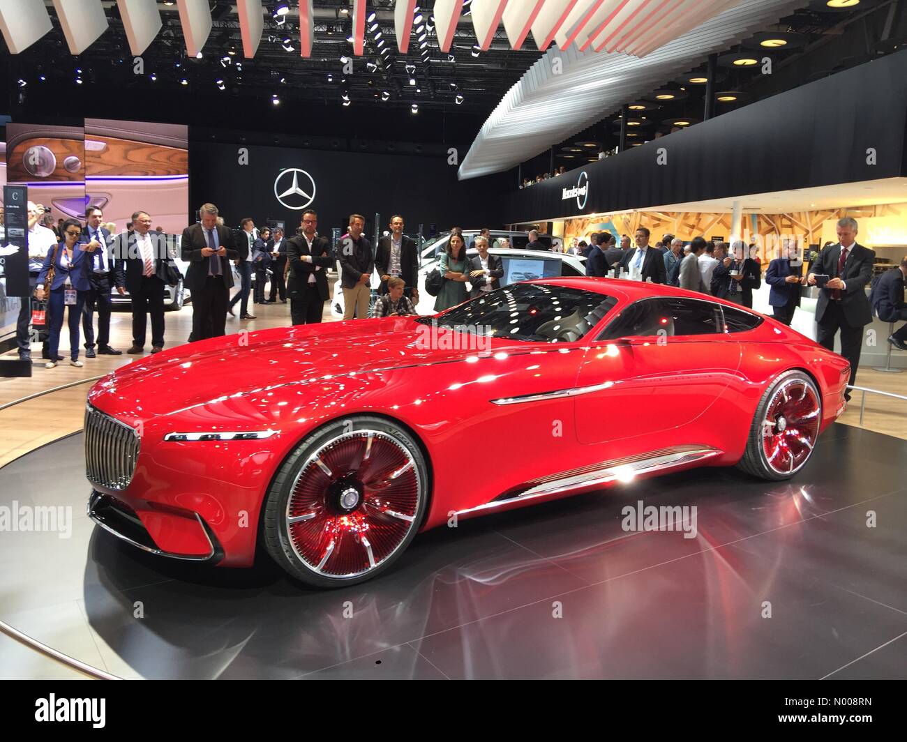 Paris, France. 29th September, 2016: Vision Mercedes Maybach 6 concept ...