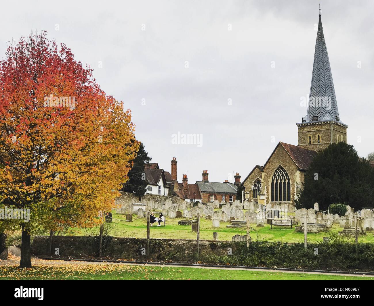 Great George St, Godalming, UK. 27th Nov, 2016. UK Weather Autumn ...
