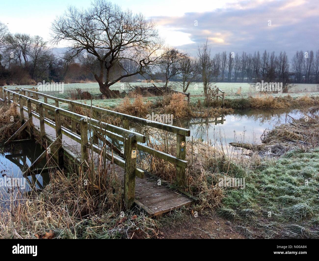 Barcombe mills sussex uk hi-res stock photography and images - Alamy