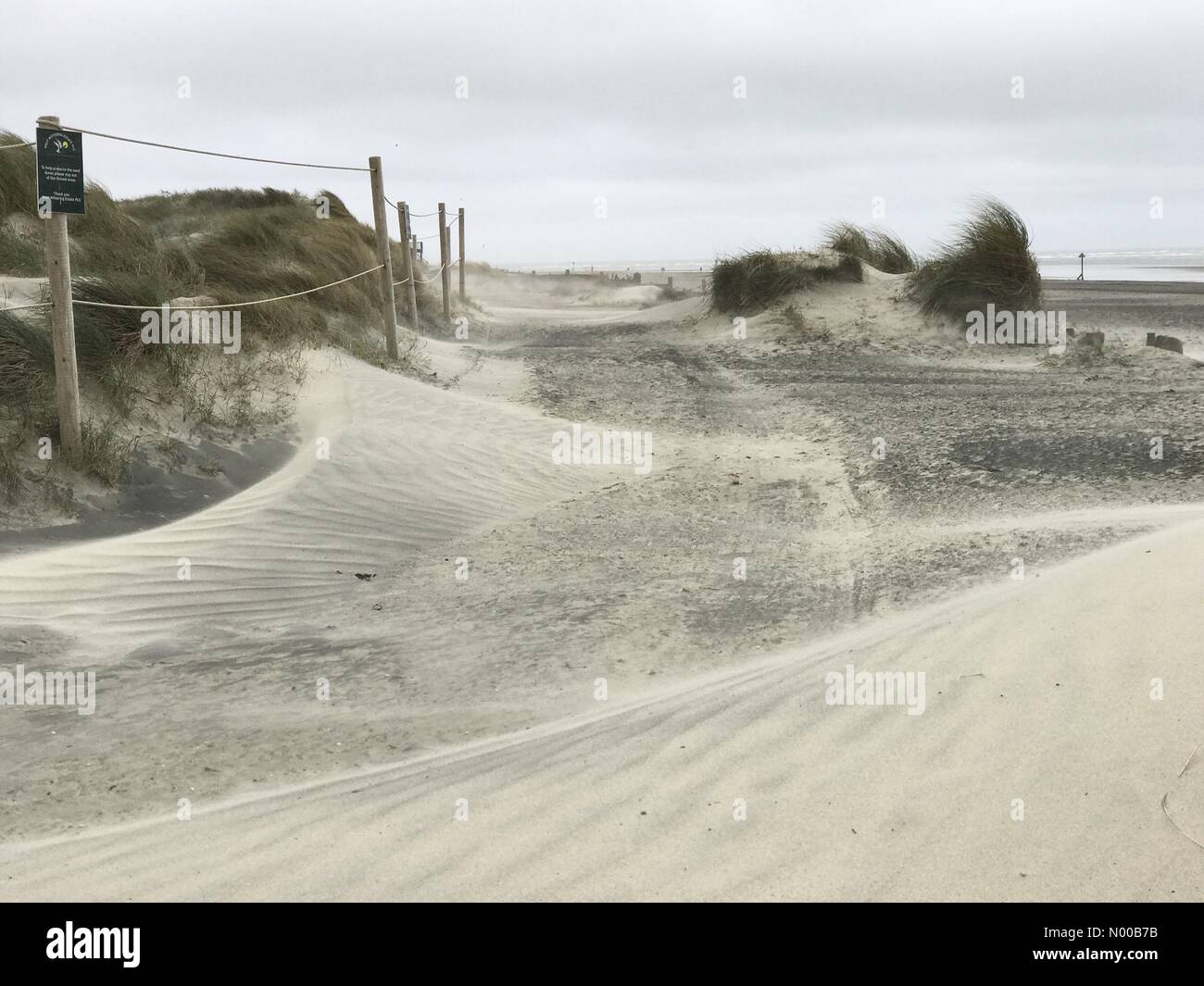 West Wittering, Chichester, UK. 22nd Feb, 2017. UK Weather: Stormy at ...