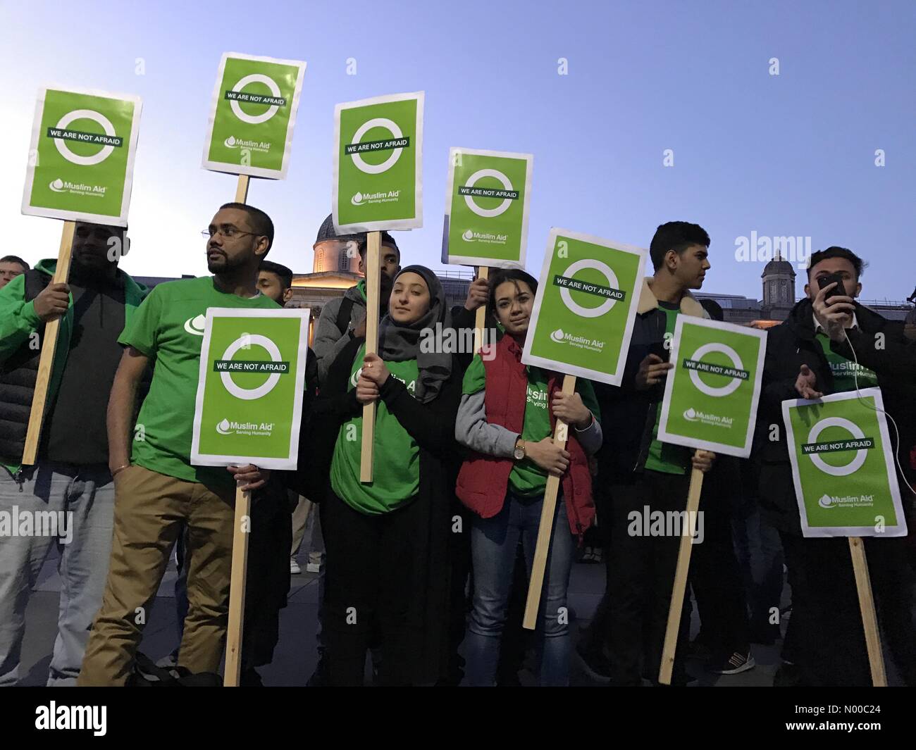 Muslim aid hi-res stock photography and images - Alamy