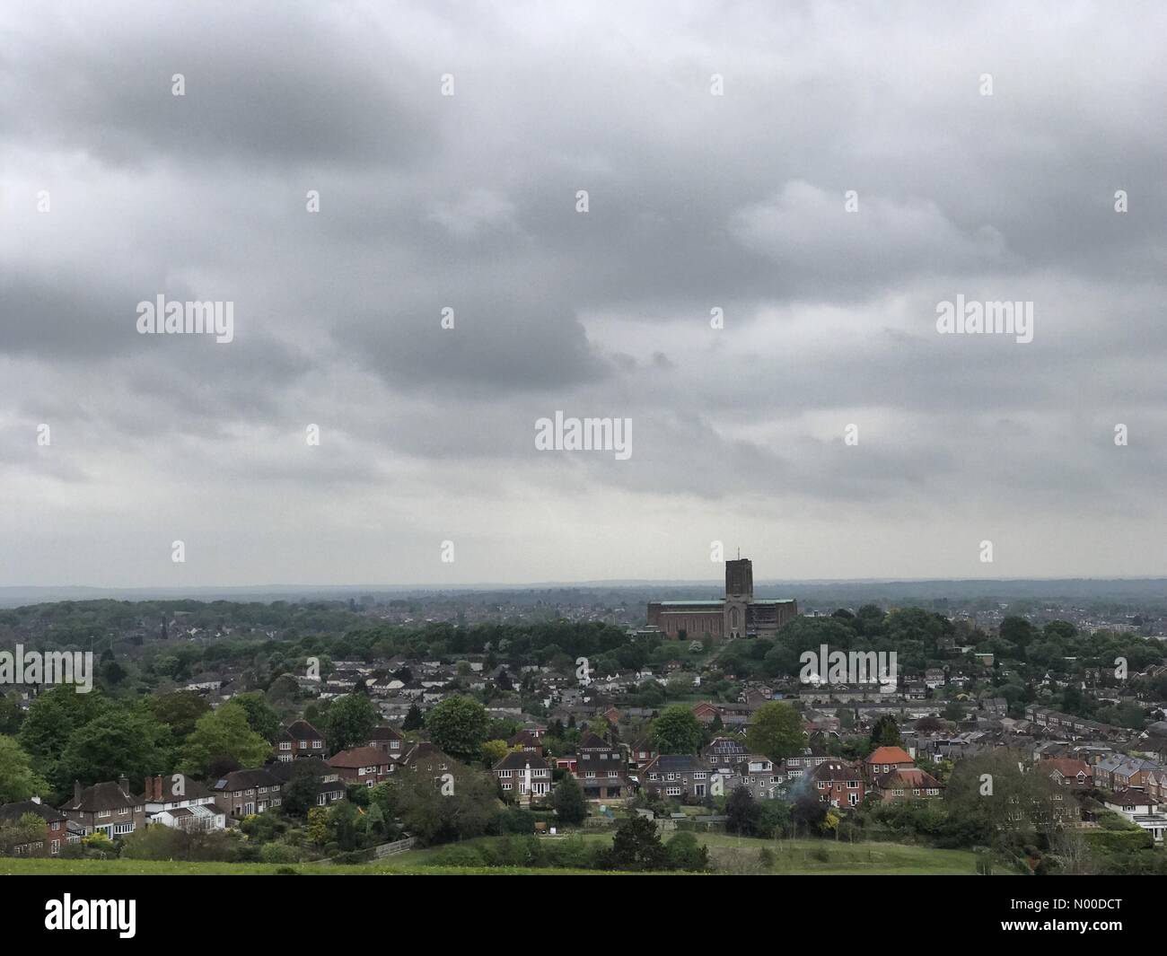 Guildown Ave, Guildford, UK. 03rd May, 2017. UK Weather: Cloudy over ...