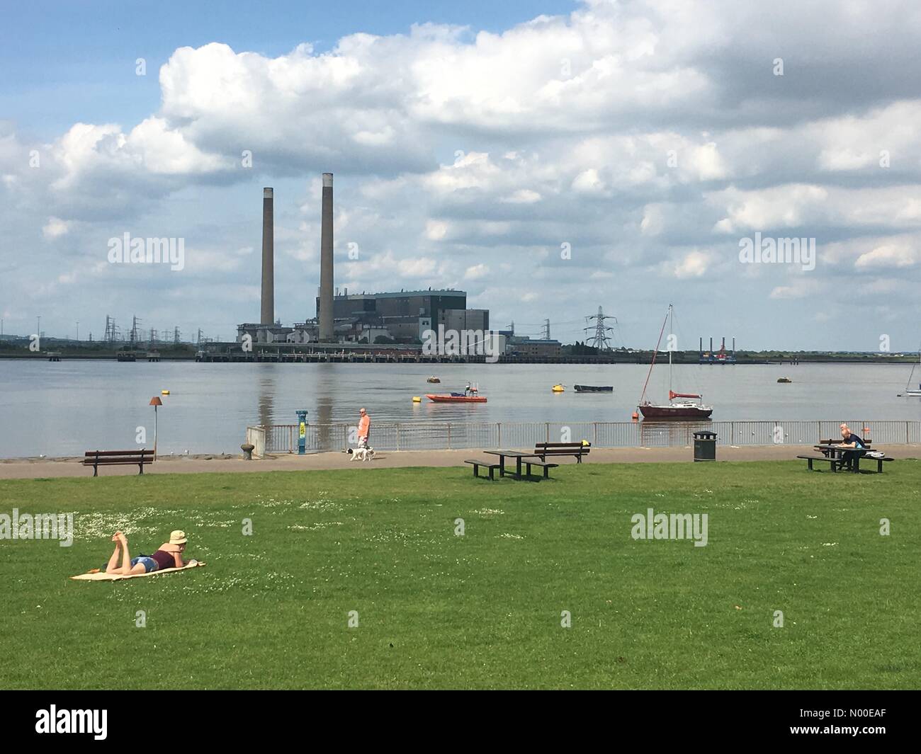 Promenade river gravesend kent uk hi-res stock photography and images ...