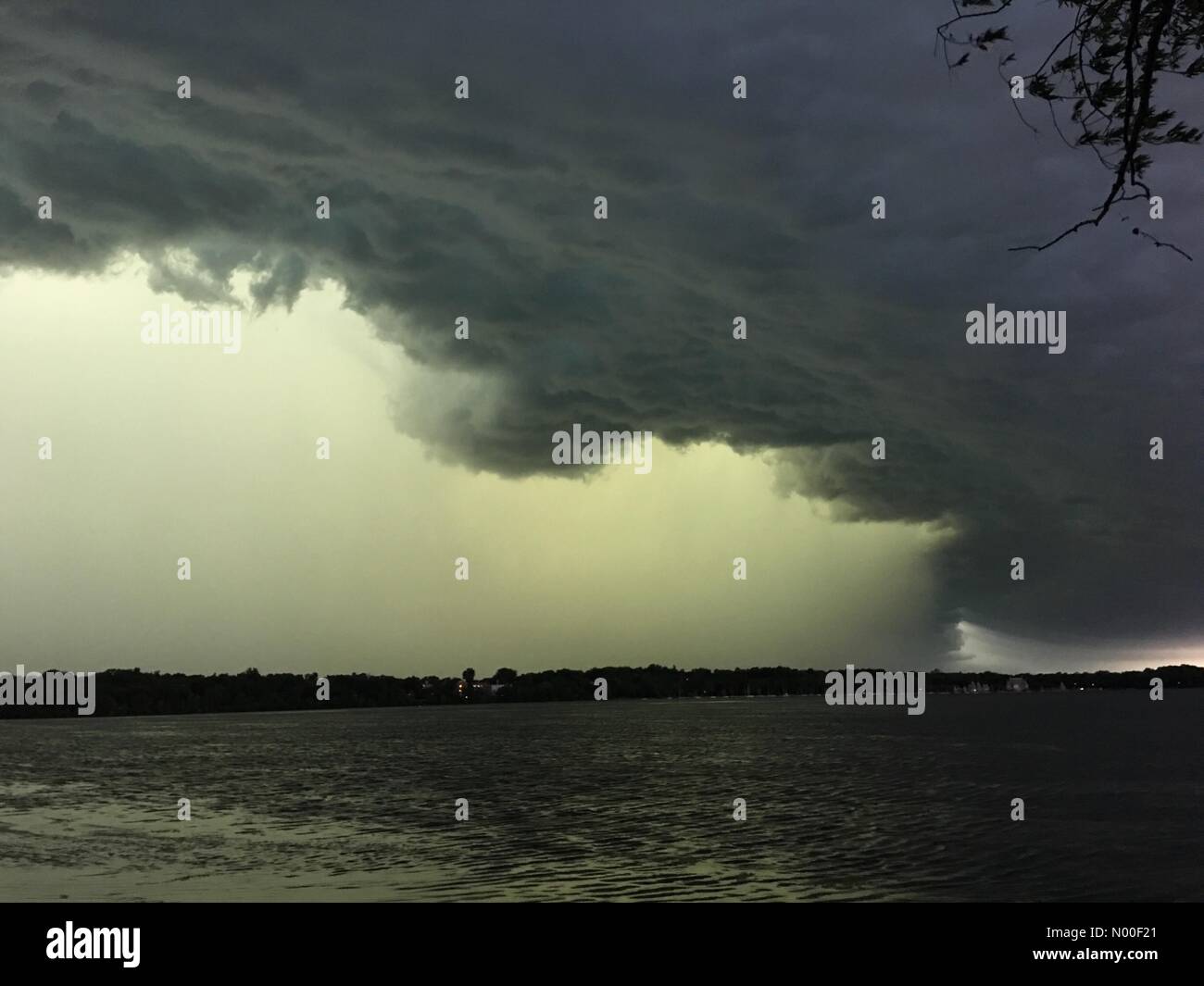 Minneapolis, Minnesota, USA. 11th June, 2017. A storm rolling in over ...