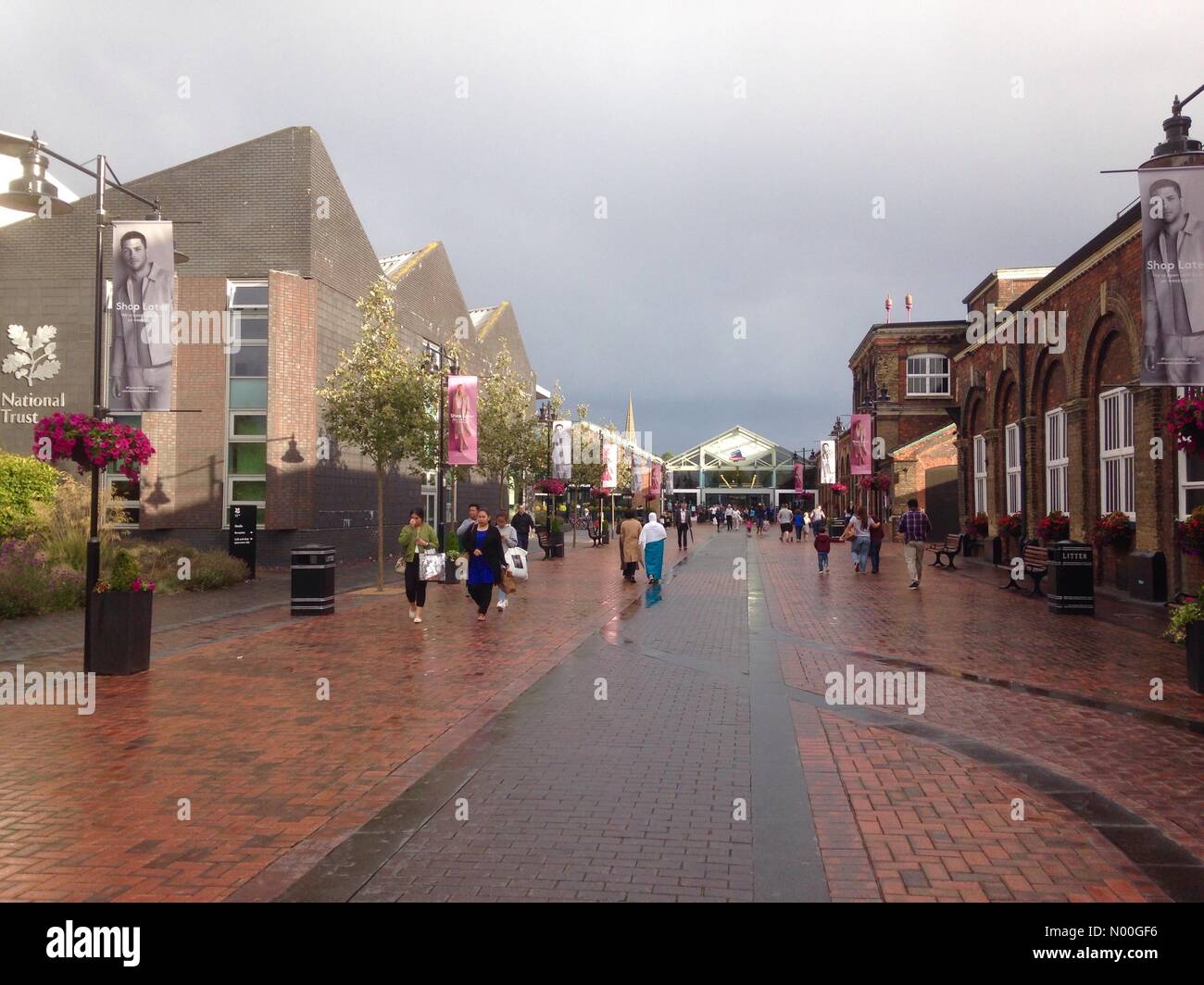 Swindon retail outlet hi-res stock photography and images - Alamy