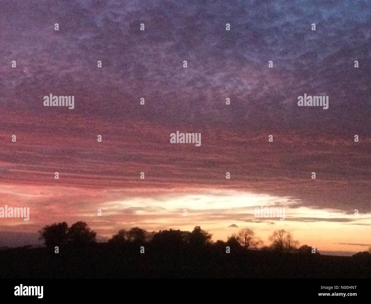 Dramatic Sunset in North Yorkshire near Easingwold Stock Photo - Alamy