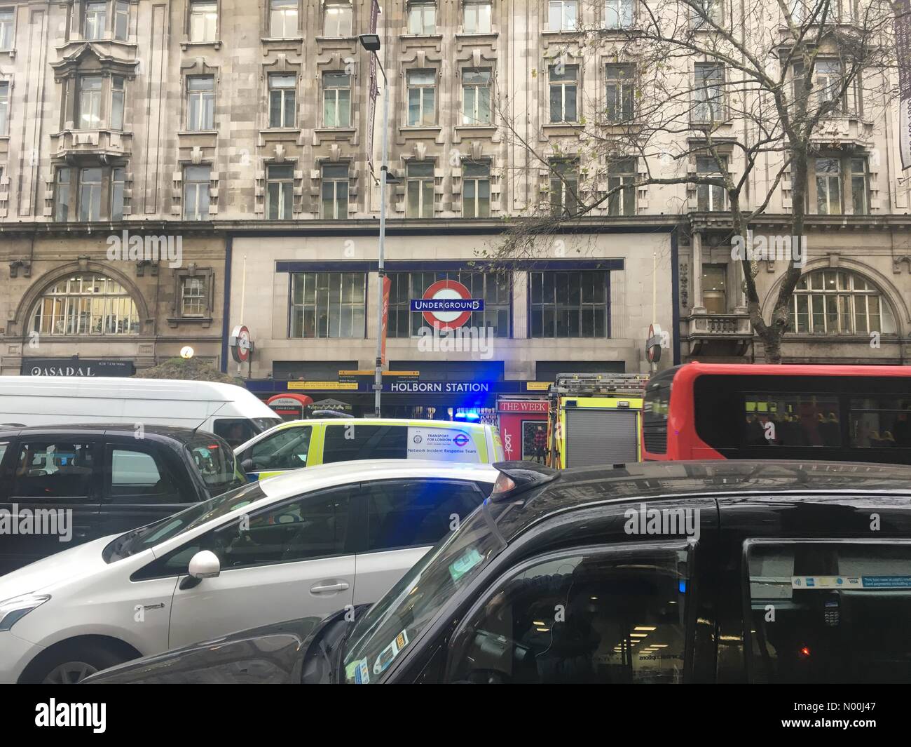Holborn metropolitan police station hi-res stock photography and images ...
