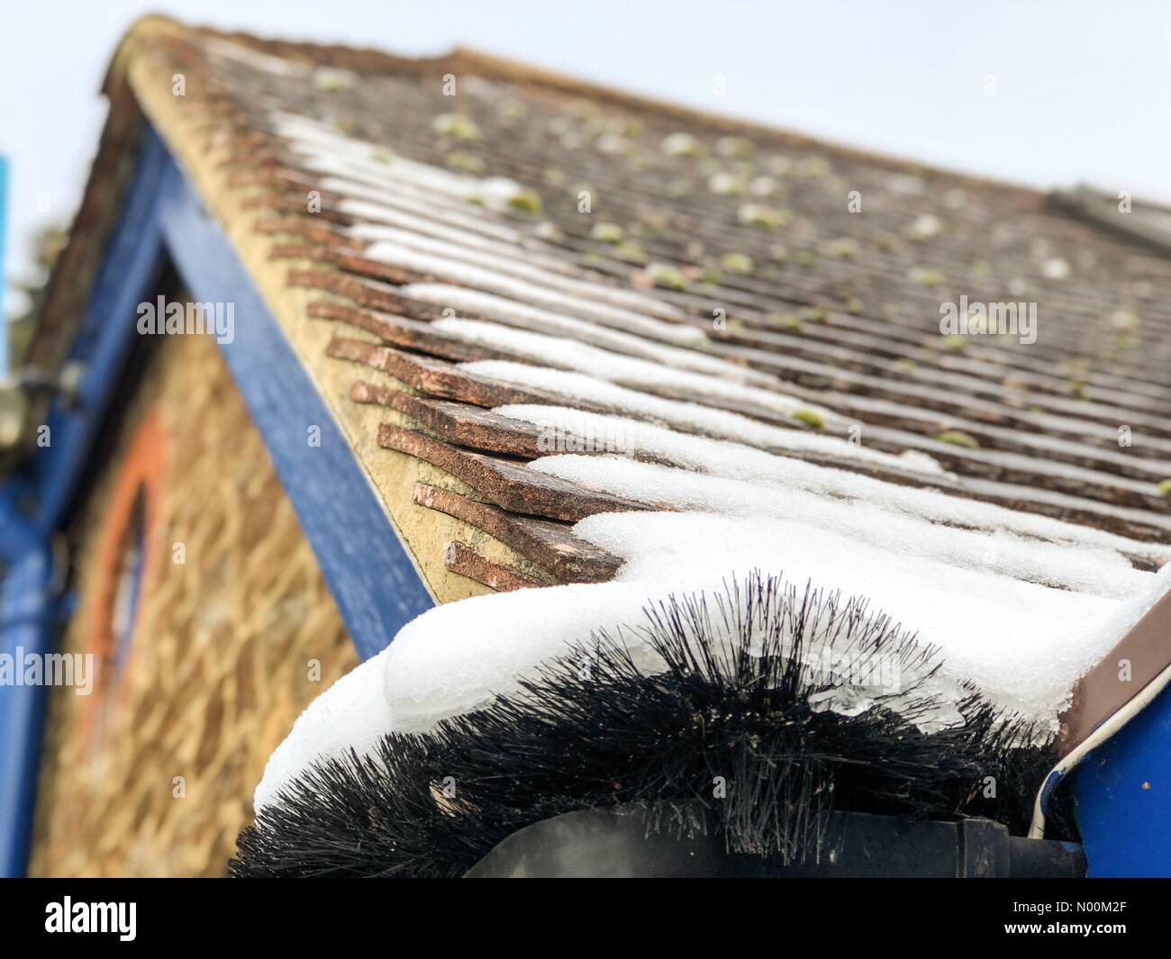 UK Weather: Snowmelt in Godalming. Busbridge Lane, 03rd March 2018 ...