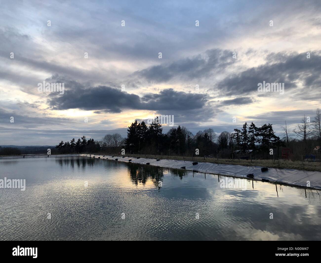 Godalming, UK. 06th Mar, 2018. UK Weather: Sunset over Godalming ...