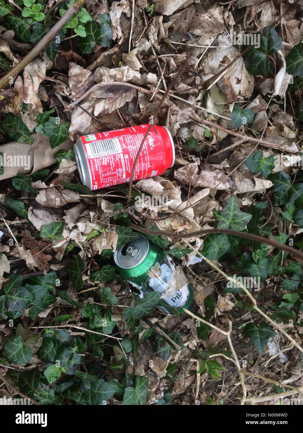 Cans bottles deposit hi-res stock photography and images - Alamy