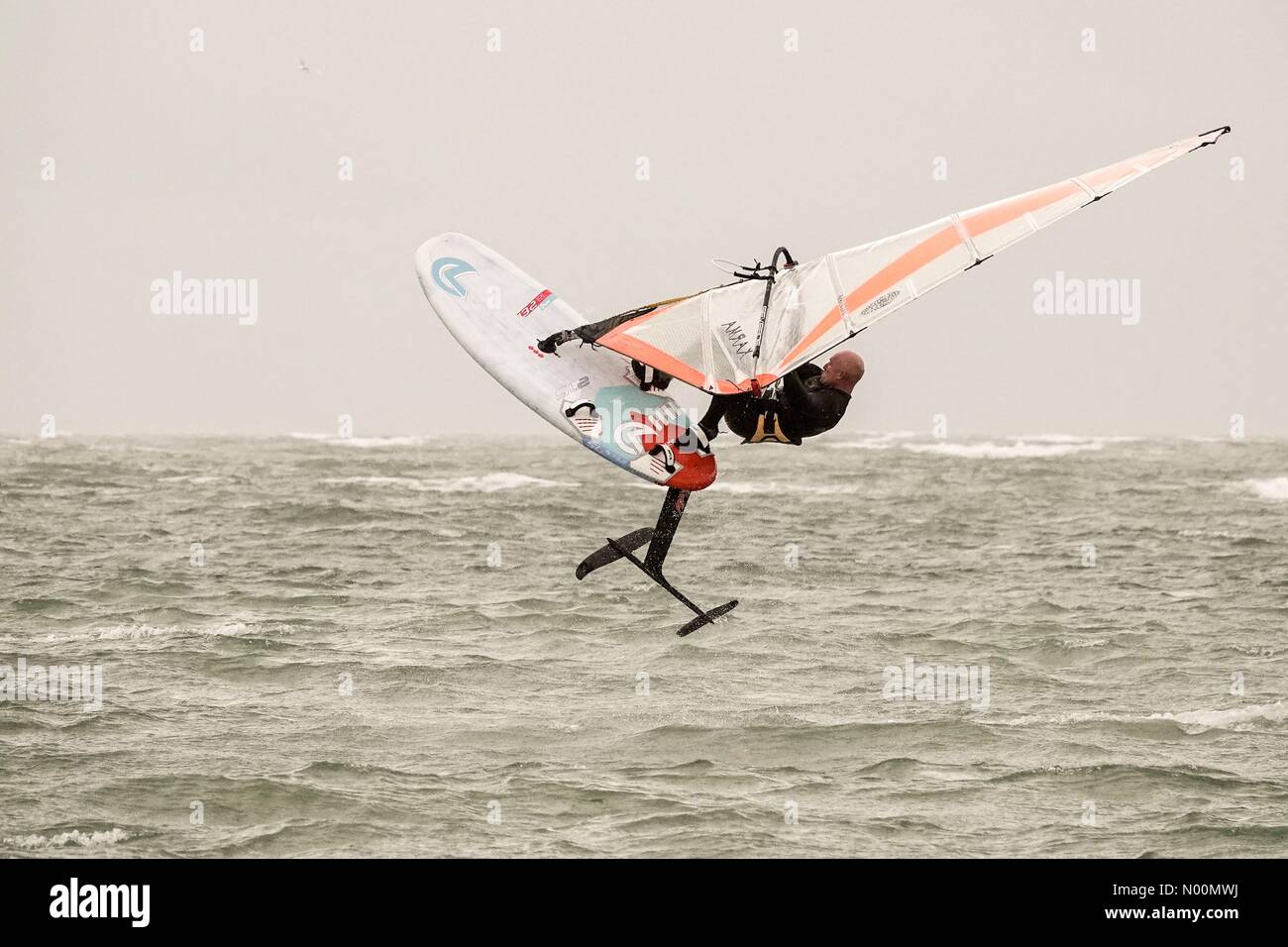 Hydrofoil windsurfer hi-res stock photography and images - Alamy
