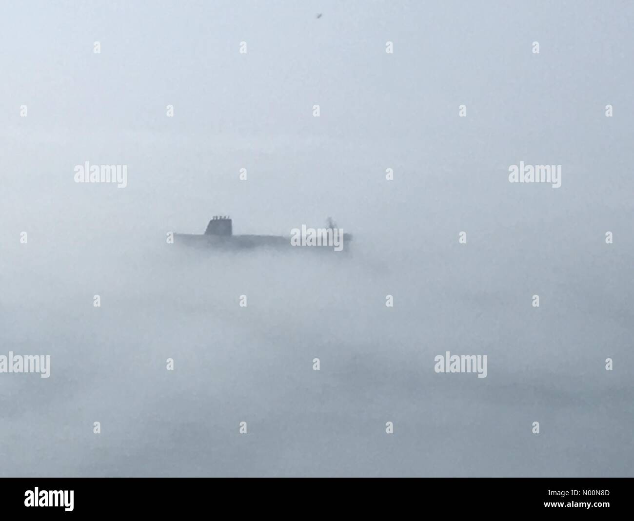 English channel dover fog hi-res stock photography and images - Alamy