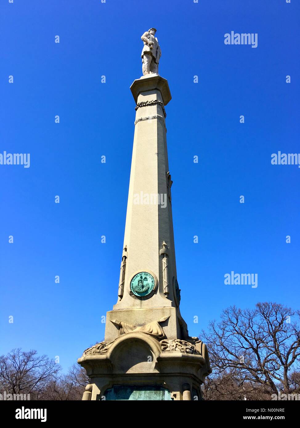 Chicago rosehill cemetery hi-res stock photography and images - Alamy