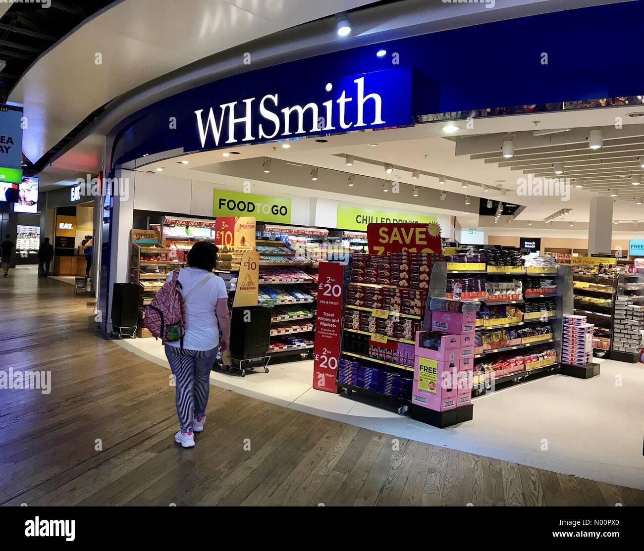 Customer satisfaction airport hi-res stock photography and images - Alamy
